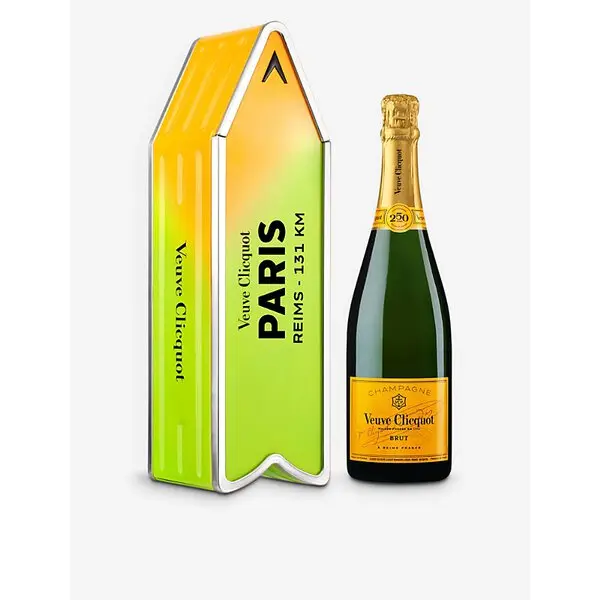 VEUVE CLICQUOT Arrow Brut Nv Champagne With Personalised Tin