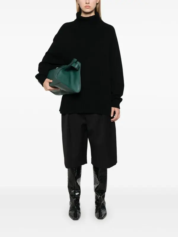 Eric Bompard Hammer-sleeve Round-neck Sweater - Black