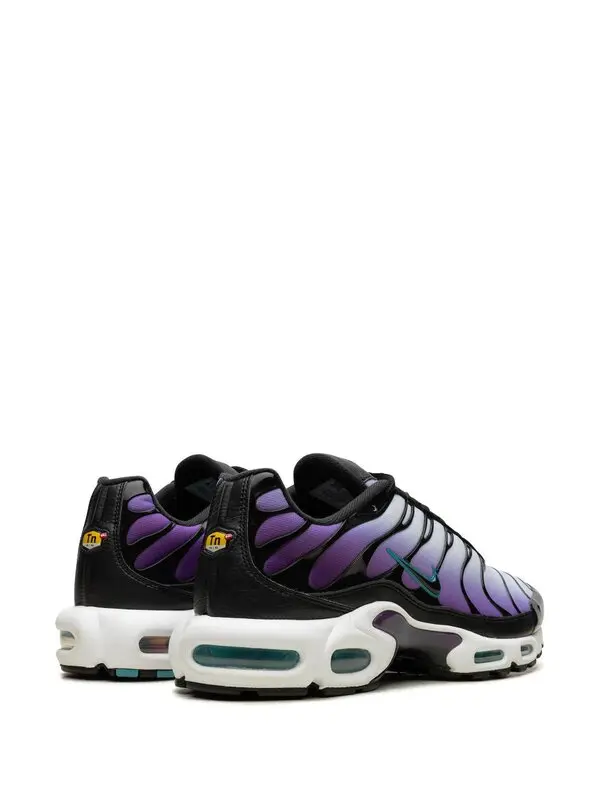 Nike Air Max Plus Reverse Grape Sneakers