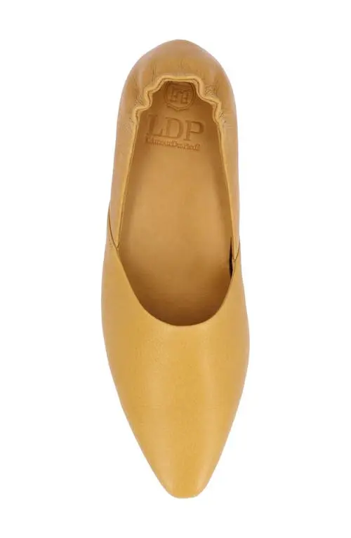 L'AMOUR DES PIEDS Brylee Wedge Pump - Lioness