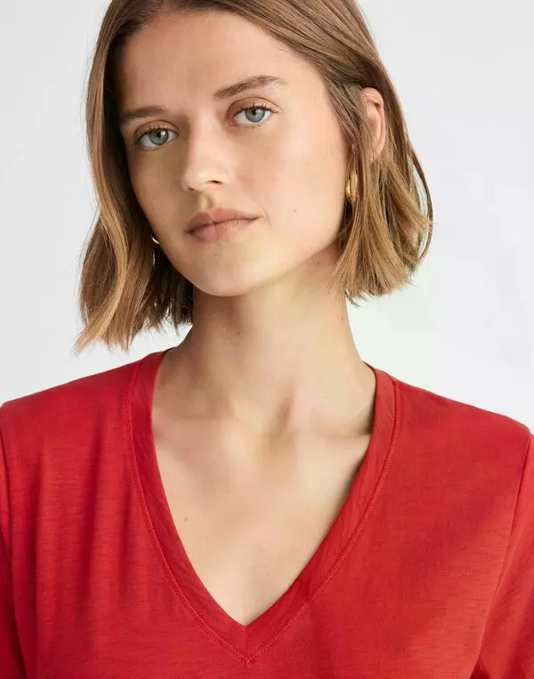 Madewell The Easy Crop V-neck Tee - Cherry Red