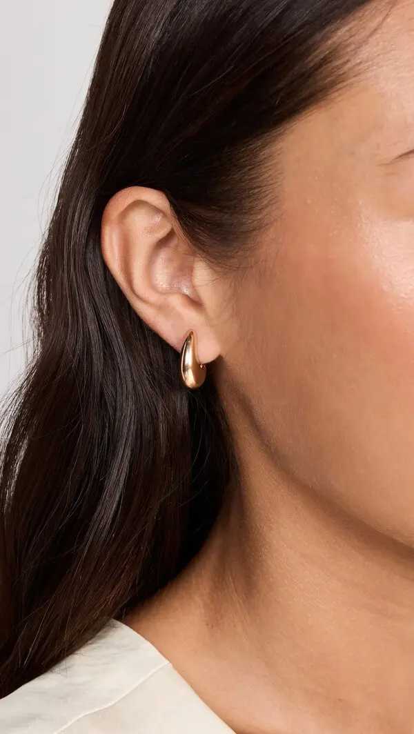 ANNIKA INEZ Small Sloping Vermeil Hoop Earrings - Gold