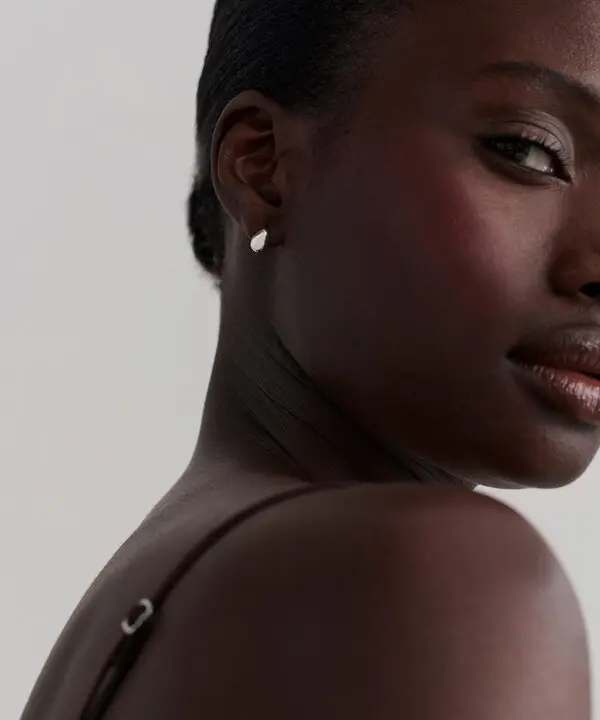 SOPHIE BUHAI Tiny Egg Studs