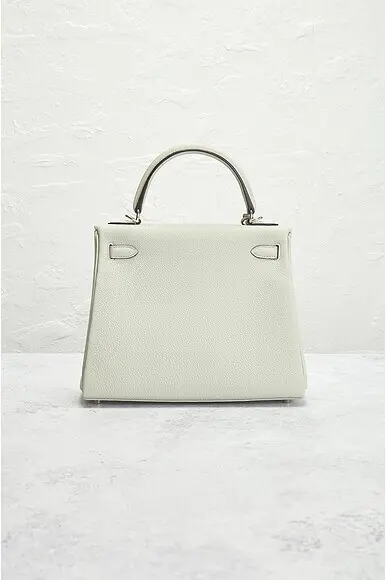 Hermès Togo Kelly 25 Handbag - Vert Fizz