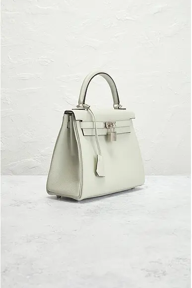 Hermès Togo Kelly 25 Handbag - Vert Fizz