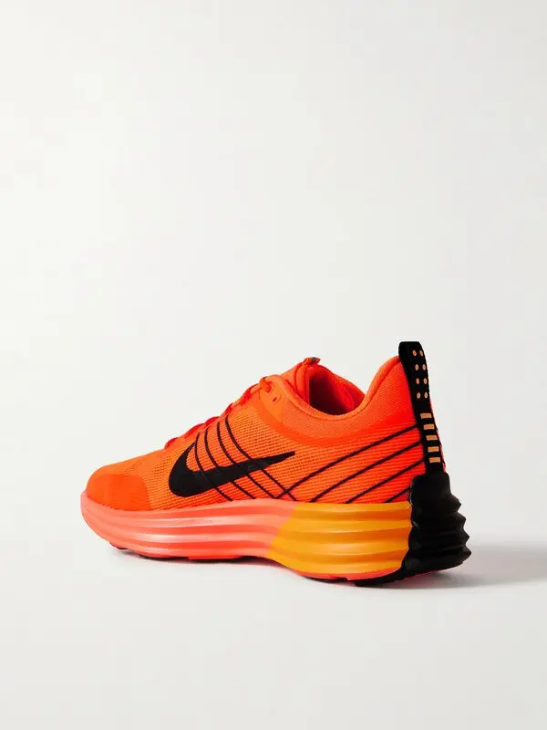 Nike Lunar Roam Sneakers