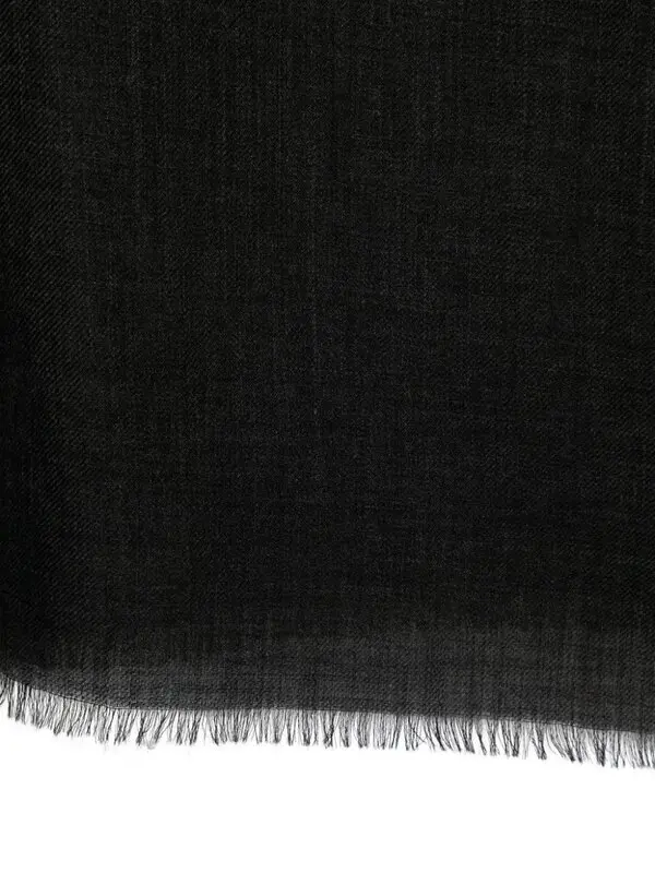 D4.0 Fringed Scarf - Grey