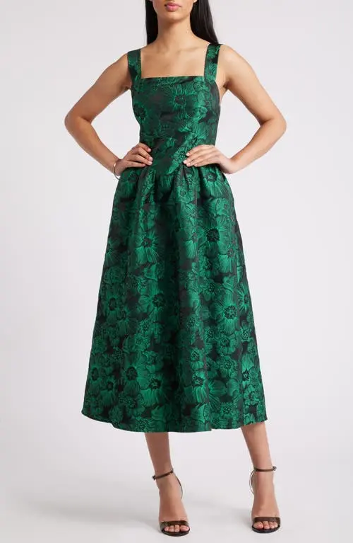 Chelsea28 Sleeveless Brocade Midi Dress In Hunter Green - 40% Off |  Editorialist