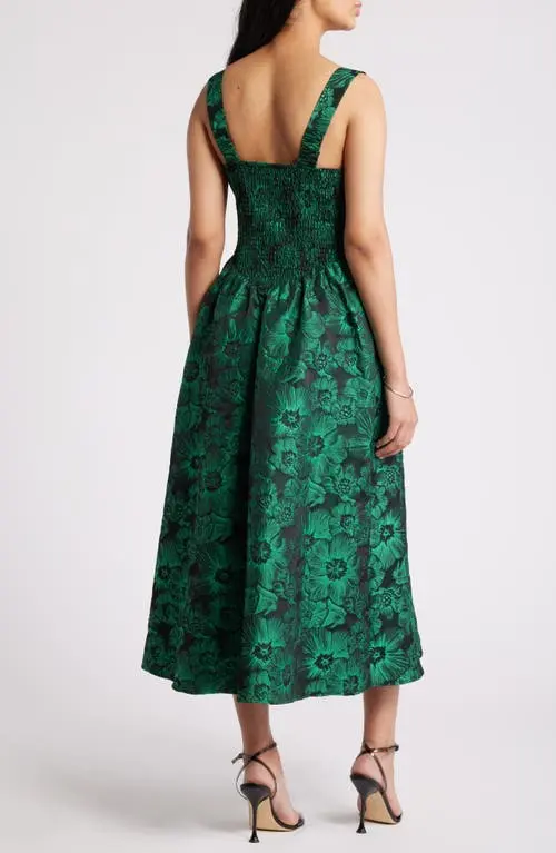 Chelsea28 Sleeveless Brocade Midi Dress In Hunter Green - 40% Off |  Editorialist