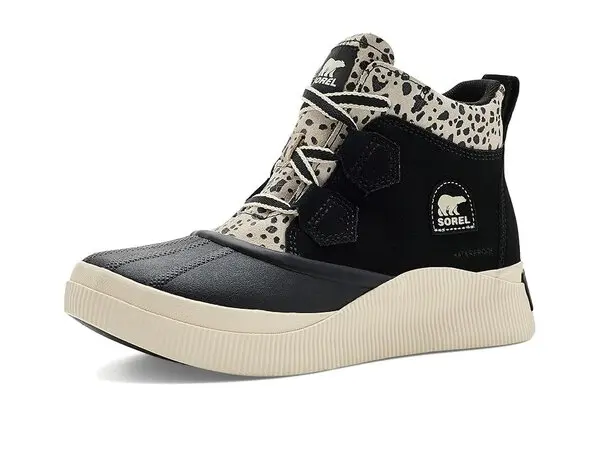 Sorel Waterproof Lace-up Leather And Suede Boots - Chalk/black