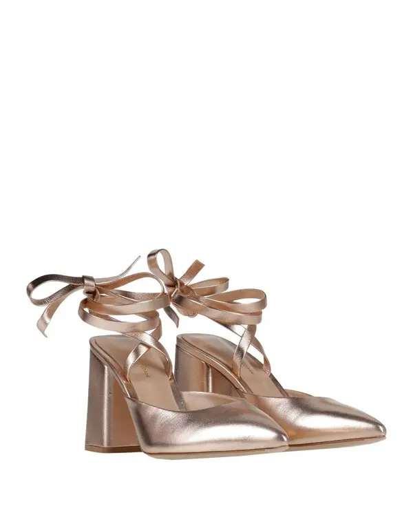 GIANVITO ROSSI Pumps