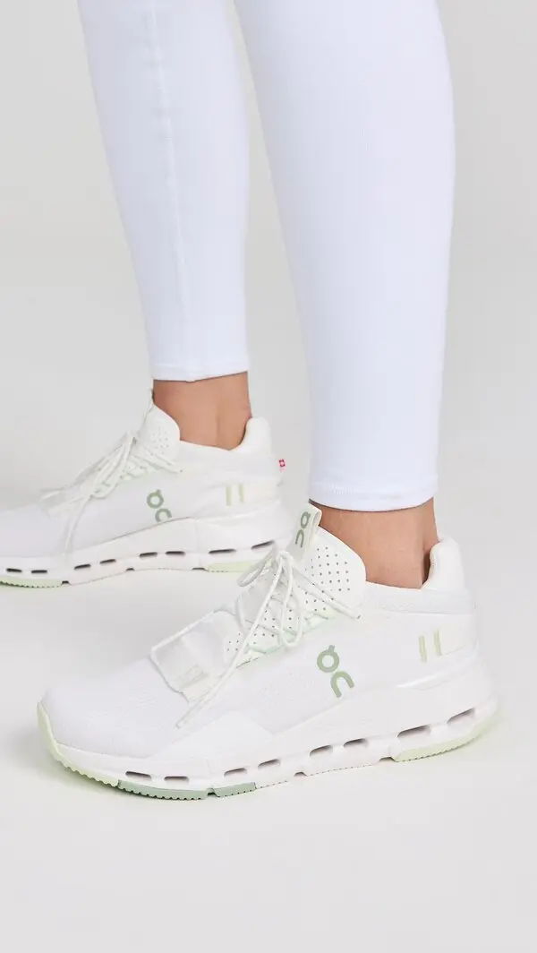 On Cloudnova 2 Sneakers