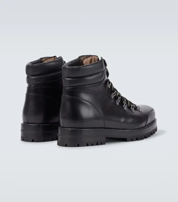 Manolo Blahnik Janka Leather Boots - Black