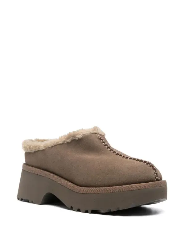 UGG Cozy Clogs - Neutrals