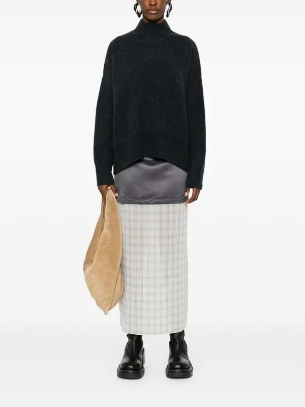 Le Kasha Drop Shoulder Sweater - Grey