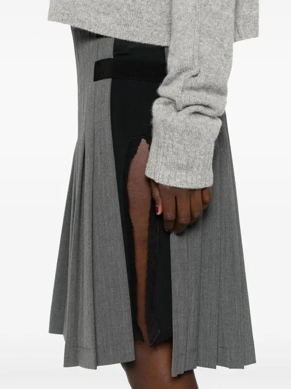 N°21 Pleated Flared Skirt