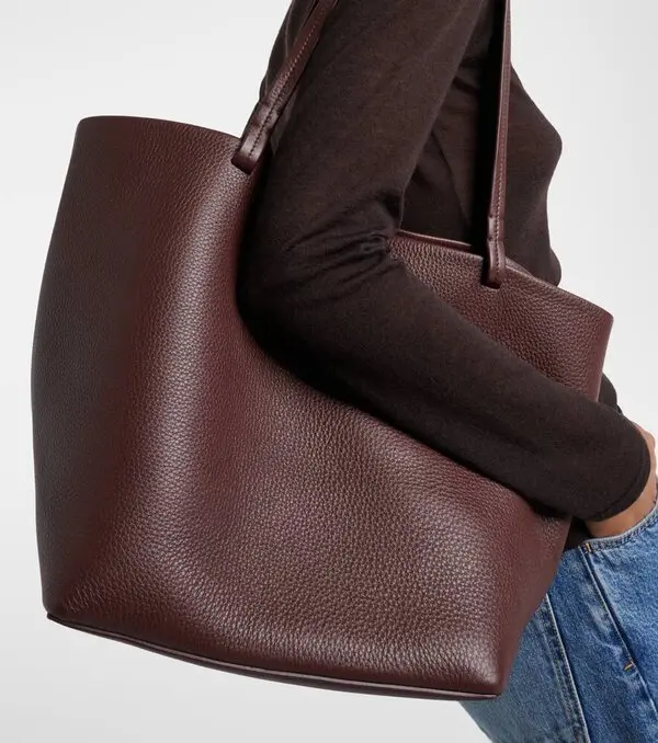 THE ROW Park Three Leather Tote Bag - Brown