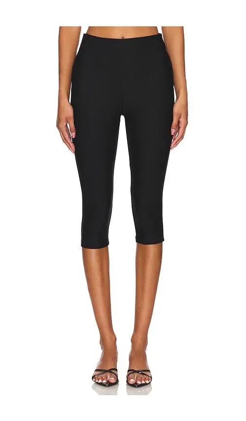 Superdown Chaya Capri