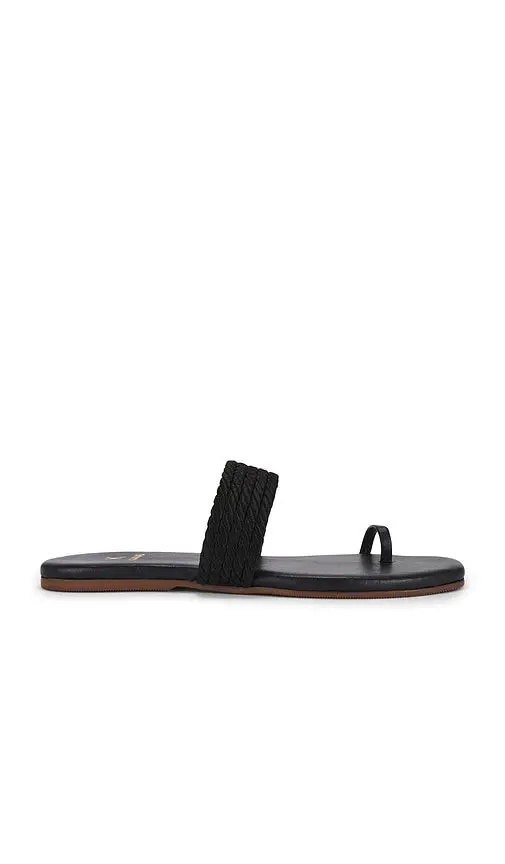 Kaanas Banderas Sandal - Black
