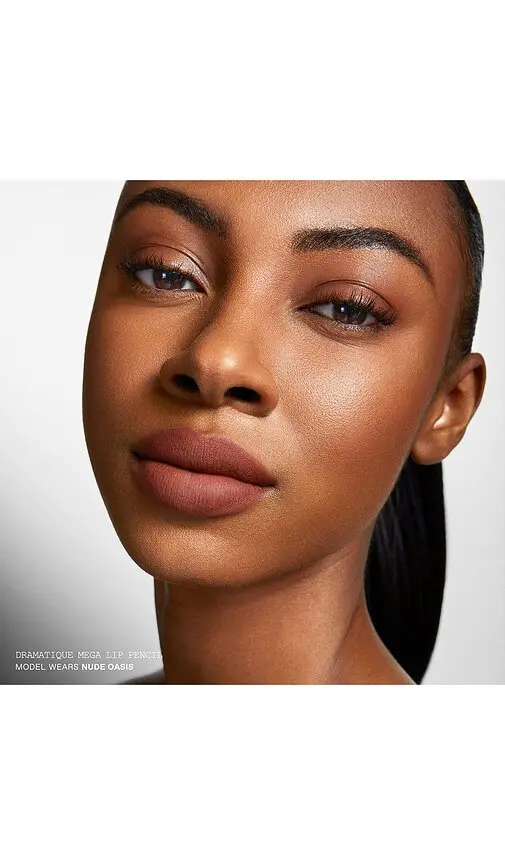 PAT MCGRATH LABS Dramatique Mega Lip Pencil - Nude Oasis