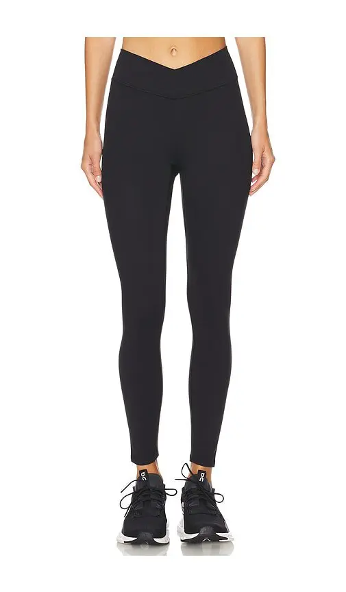 437 The V Legging