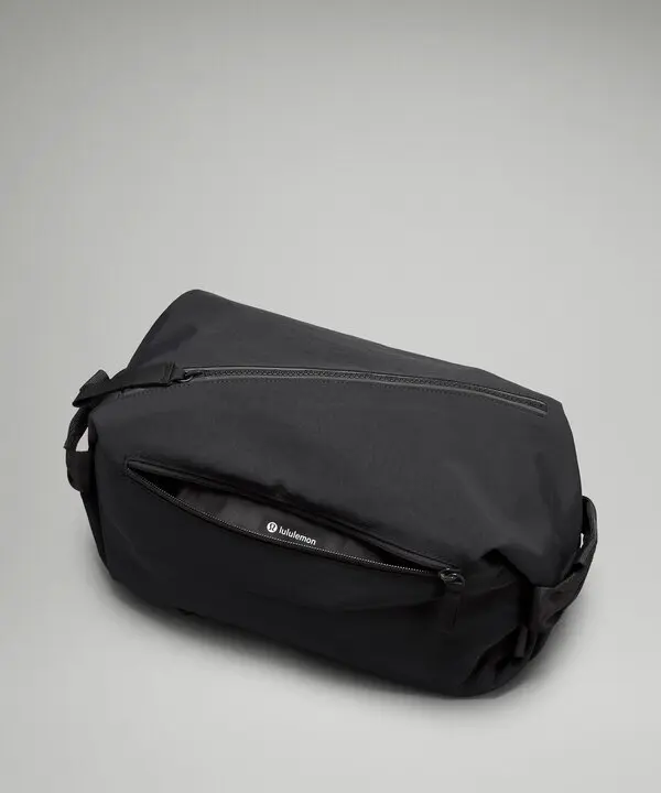 Lululemon Fast Track 2.0 10l Bag - Black | Editorialist