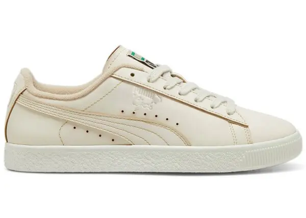 PUMA Clyde Sneakers - White/coffee