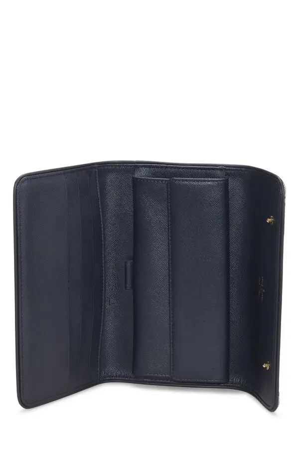 LOUIS VUITTON Monogram Mini Lin International Clutch