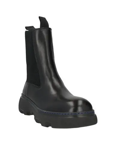 Burberry Leather Chelsea Boots