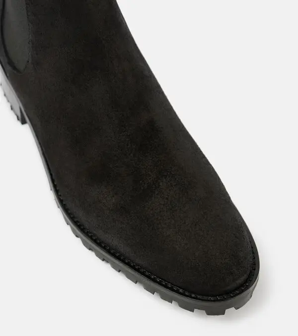 Manolo Blahnik Chelata Suede Chelsea Boots