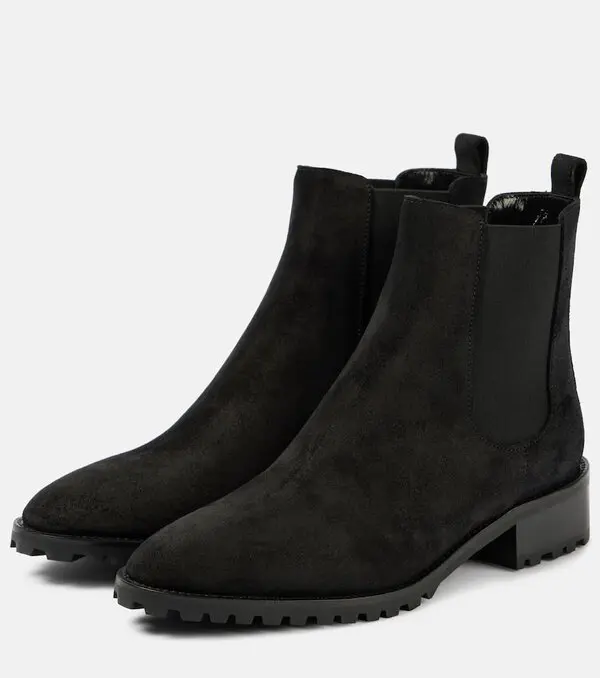 Manolo Blahnik Chelata Suede Chelsea Boots - Black
