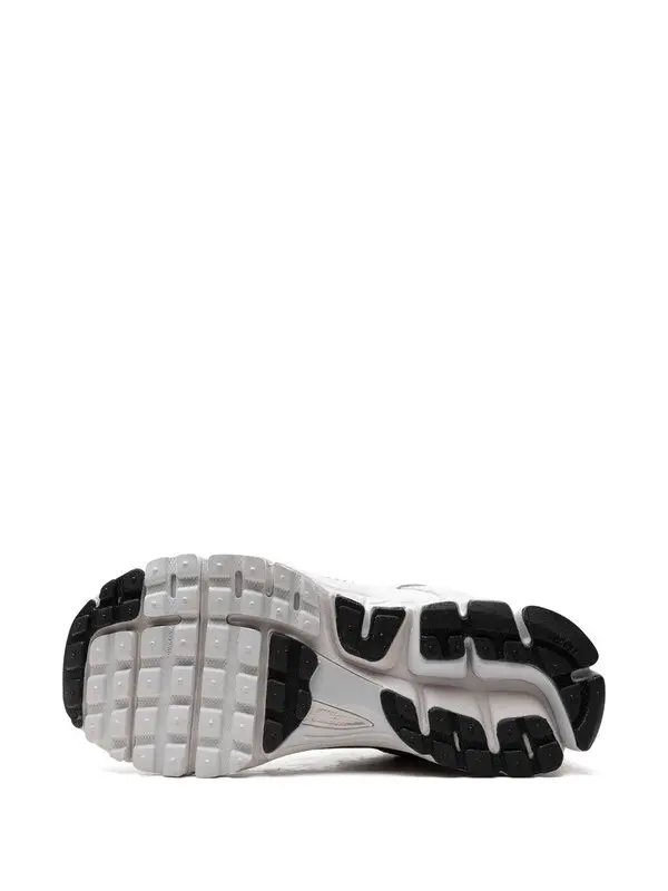 Nike Zoom Vomero 5 Sneakers - White