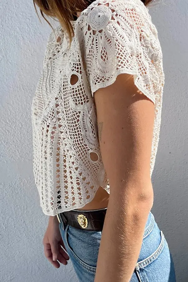 MADLY VINTAGE 1970s Crochet Lace Cropped Blouse