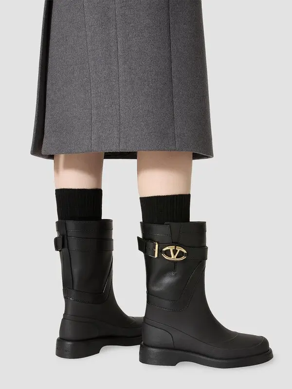 Valentino Garavani Vlogo The Bold Edition Boots In Rubber And Calfskin