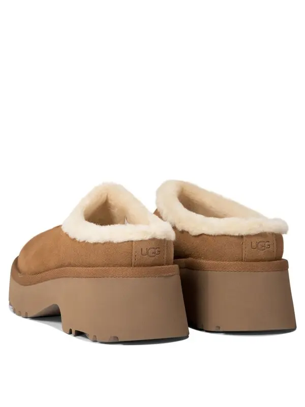 UGG New Heights Cozy Sabot - Beige