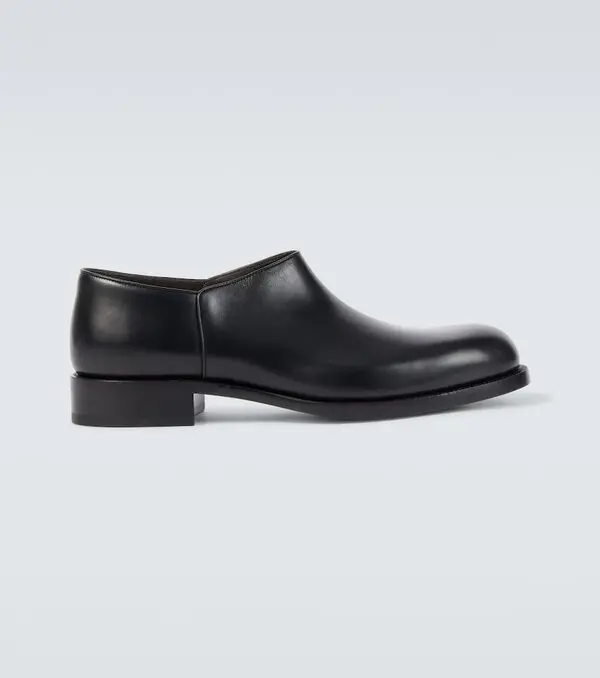 THE ROW Nobilis Leather Ankle Boots - Black