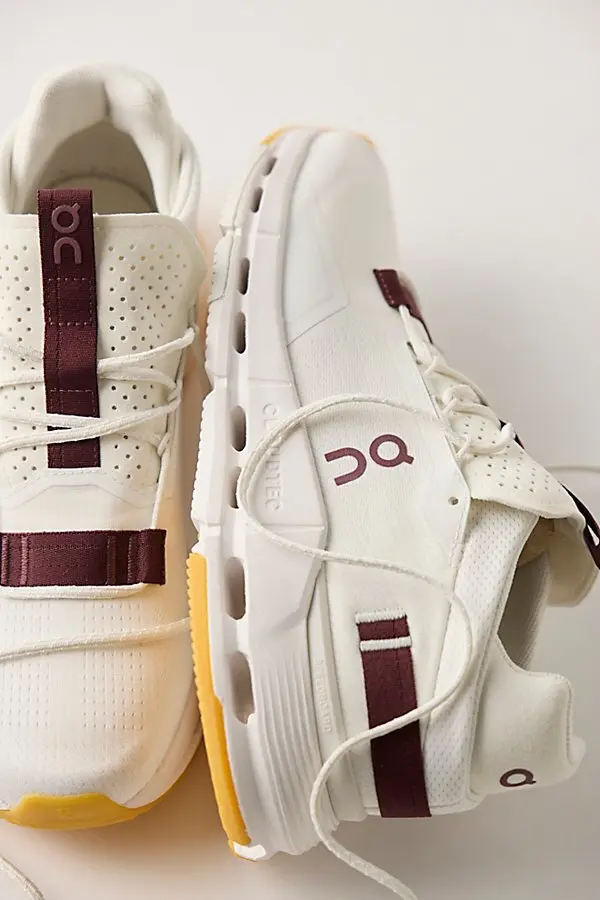 On Cloudnova 2 Sneakers - Ivory/maroon
