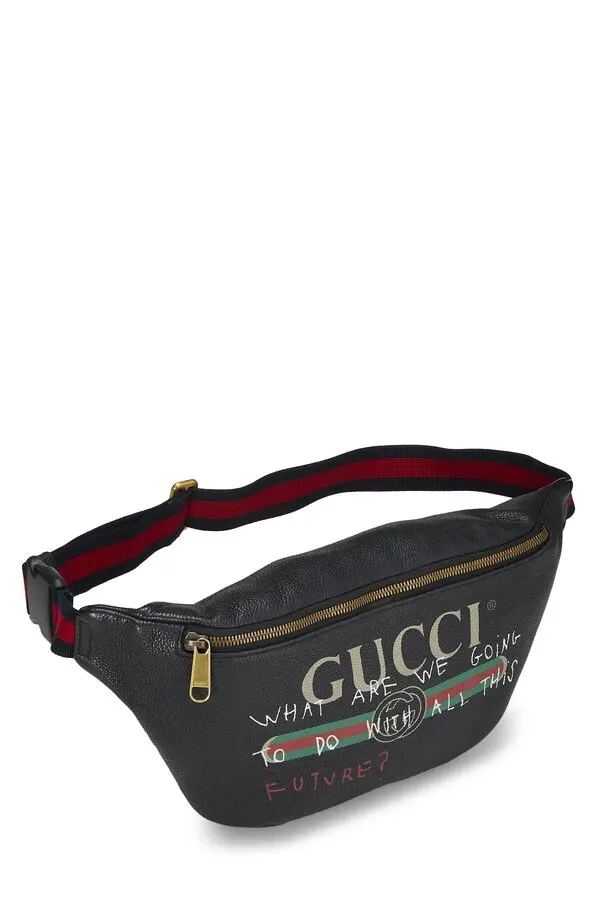 Gucci Grained Leather Logo Belt Bag - Black