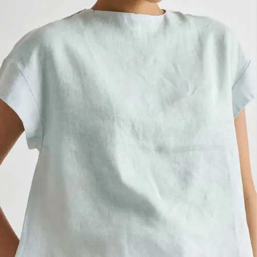 REISTOR Cap Sleeved Top With Peephole Back - Summer Blue