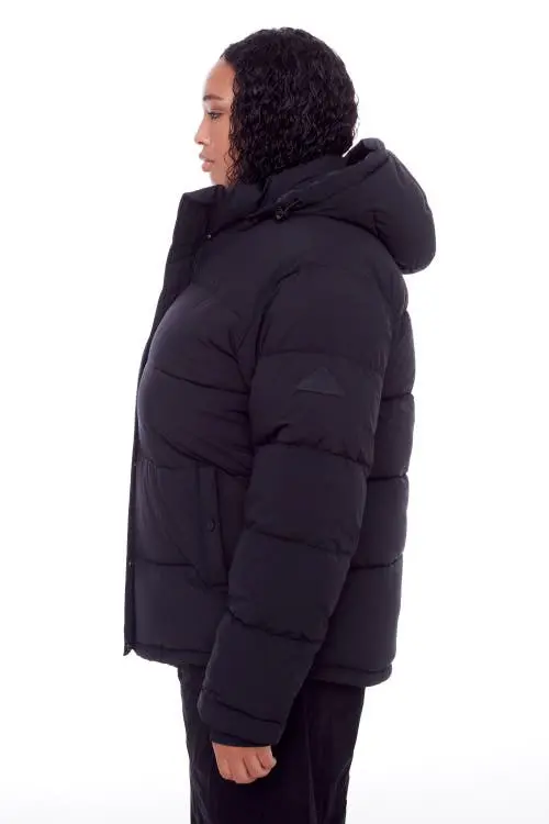 ALPINE NORTH Vegan Down Short Quilted Puffer Jacket - Black