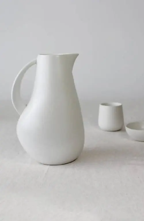 GHARYAN STONEWARE Pitcher Kuduo - White
