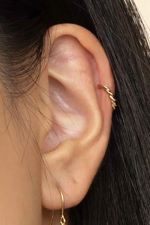 ORADINA 14k Twisted Ear Cuff