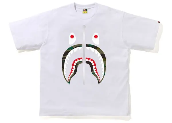 A BATHING APE 1st Camo Shark Relaxed Fit Tee Shirt - White/green