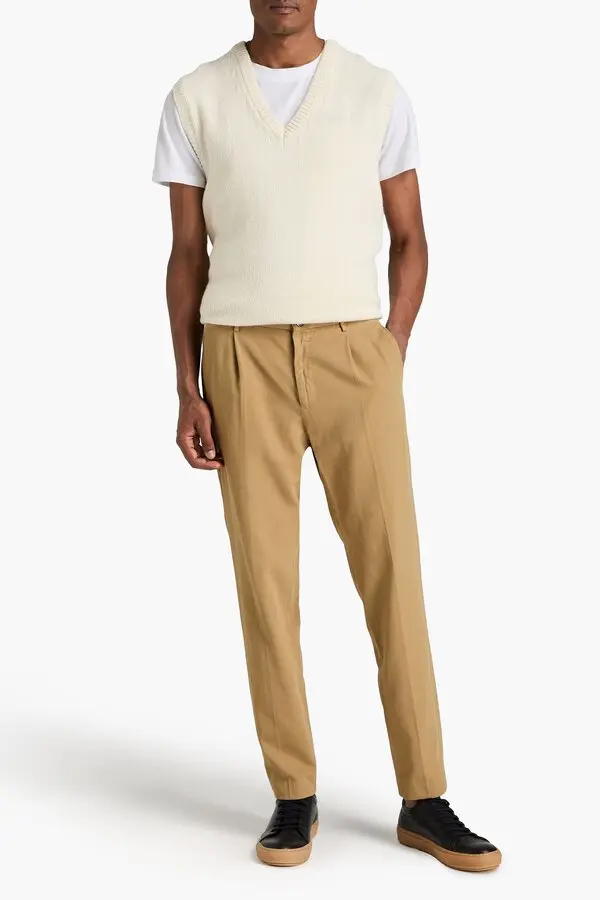 SLOWEAR Incotex Pleated Cotton And Linen-blend Twill Chinos - Sand