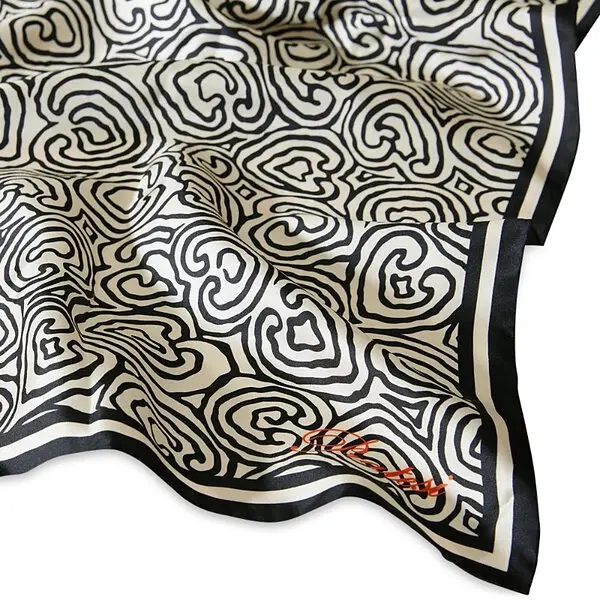 PRATESI Cuore Silk Scarf With Hand Rolled Hem - Black