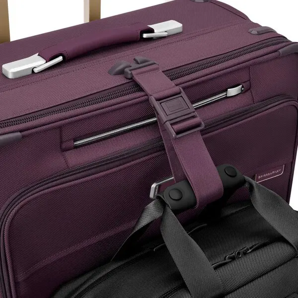 Briggs & Riley Baseline Essential 22" Carry-on Expandable Spinner - Plum