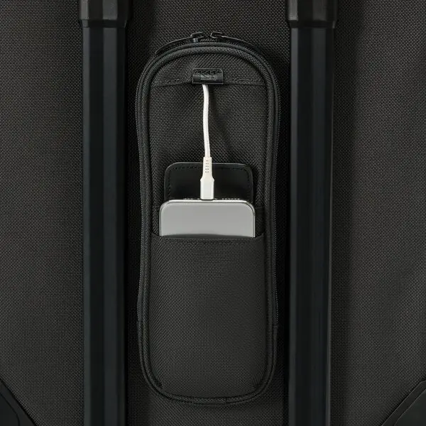 Briggs & Riley Baseline Compact 19" Carry-on Expandable Spinner - Black
