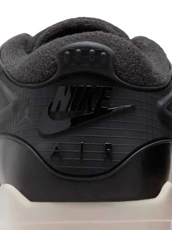 JORDAN Air 4 Rm Light Bone Sneakers - Black