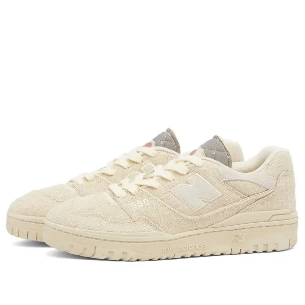 NEW BALANCE 550 Sneakers - Beige