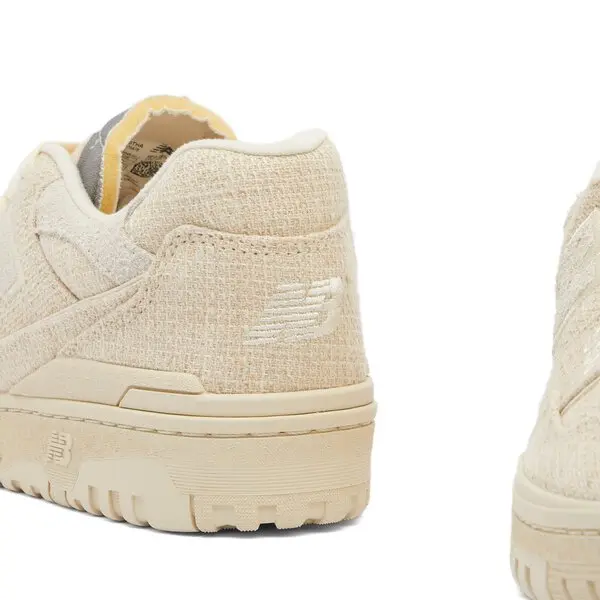 NEW BALANCE 550 Sneakers - Beige